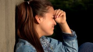 Maladaptive Behavior in Teens - Warning Signs and Support Strategies ...